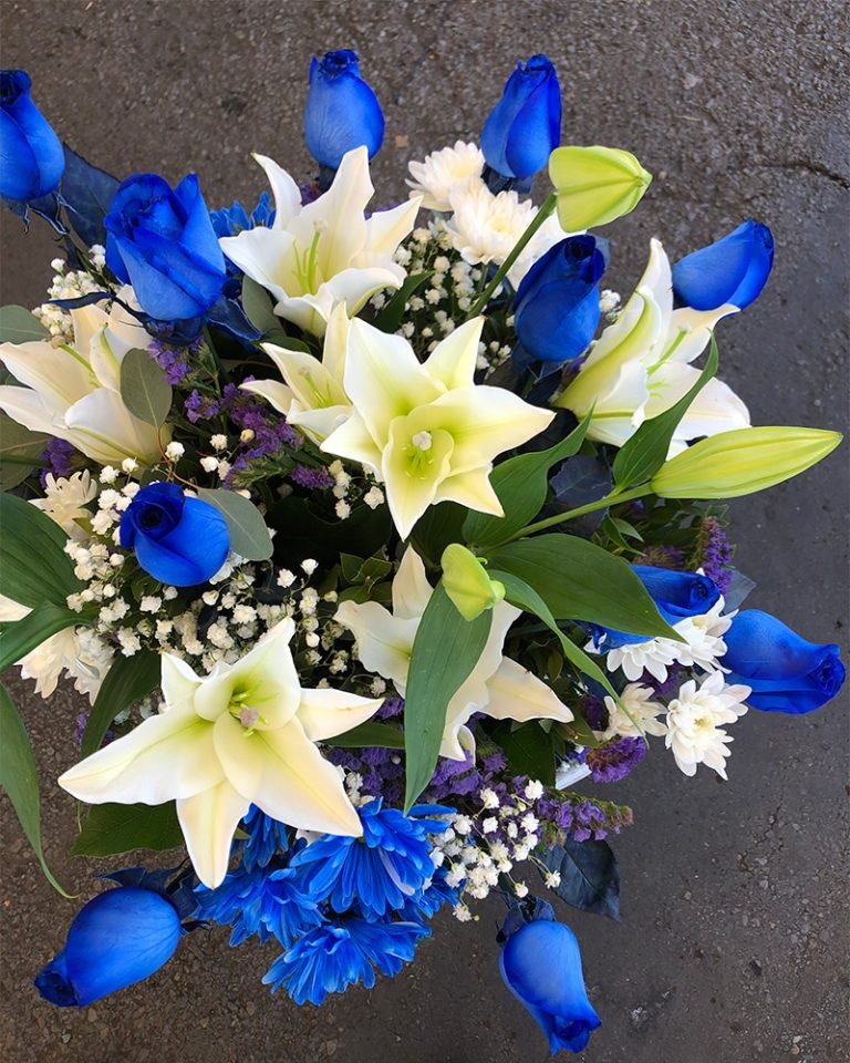 Dozen Blue Rose Bouquet - Casablanca Flowers